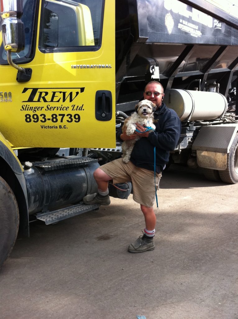 About - Trew Slinger Service - Topsoil, Gravel and More.